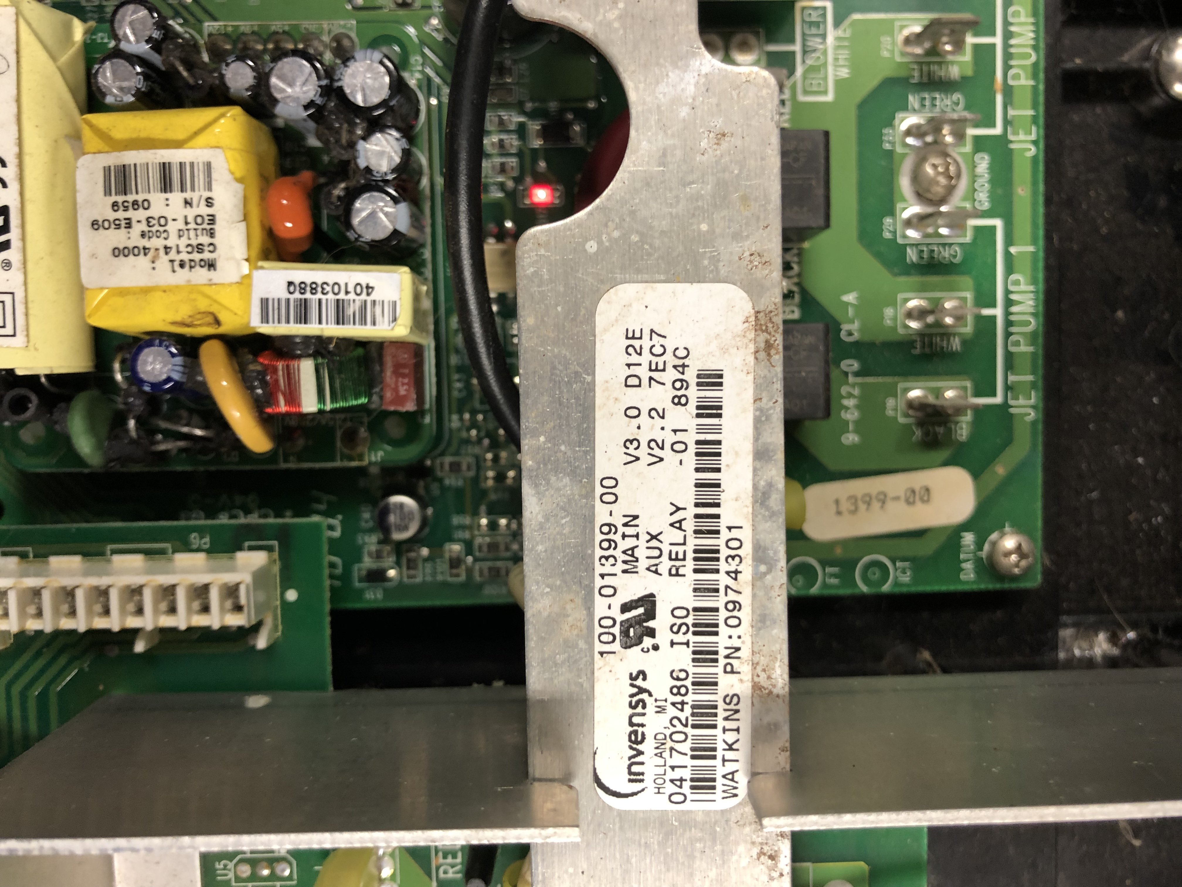 IQ Hot Spring spa: LCD black and flashing Power Light - Portable Hot ...