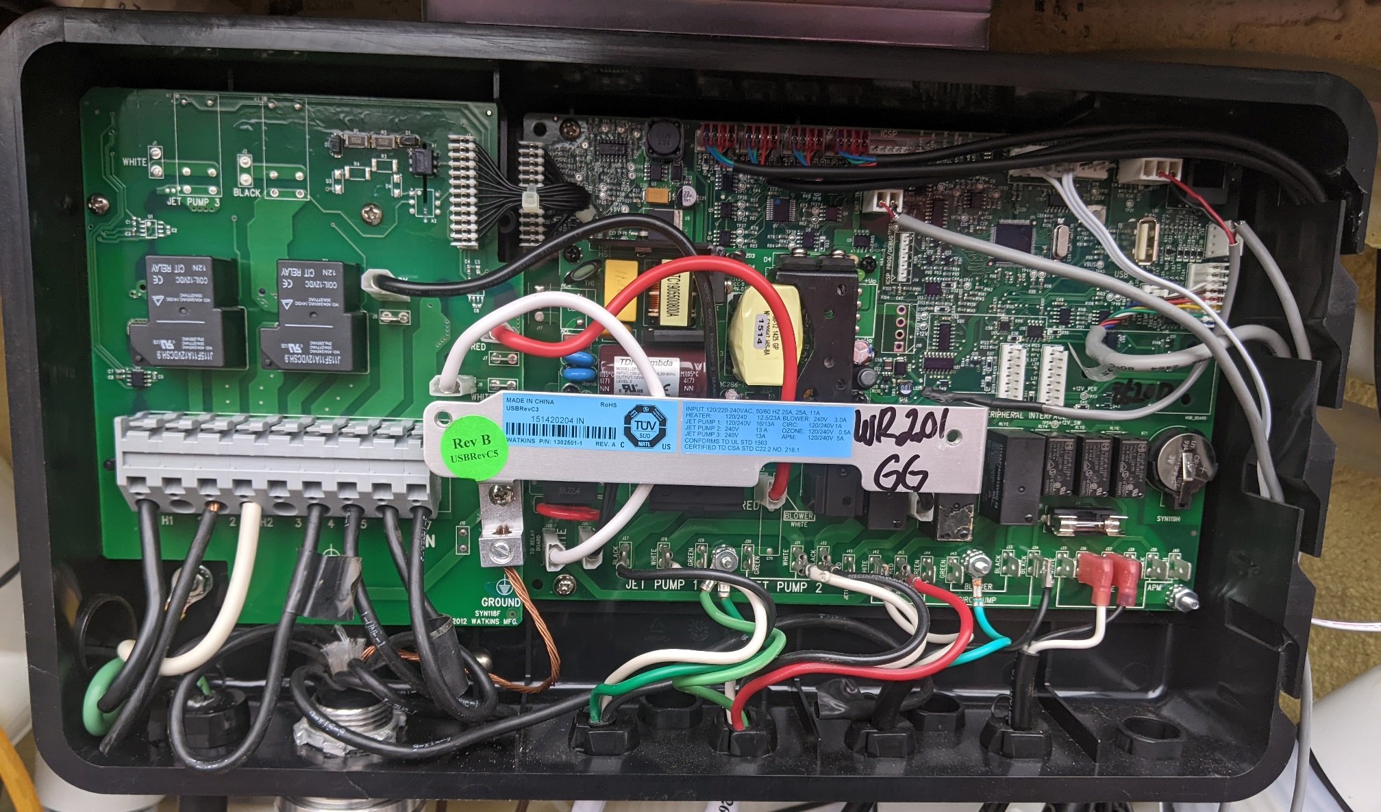 2015 Hot Springs Grandee - No Power Issue - Portable Hot Tubs & Spas ...