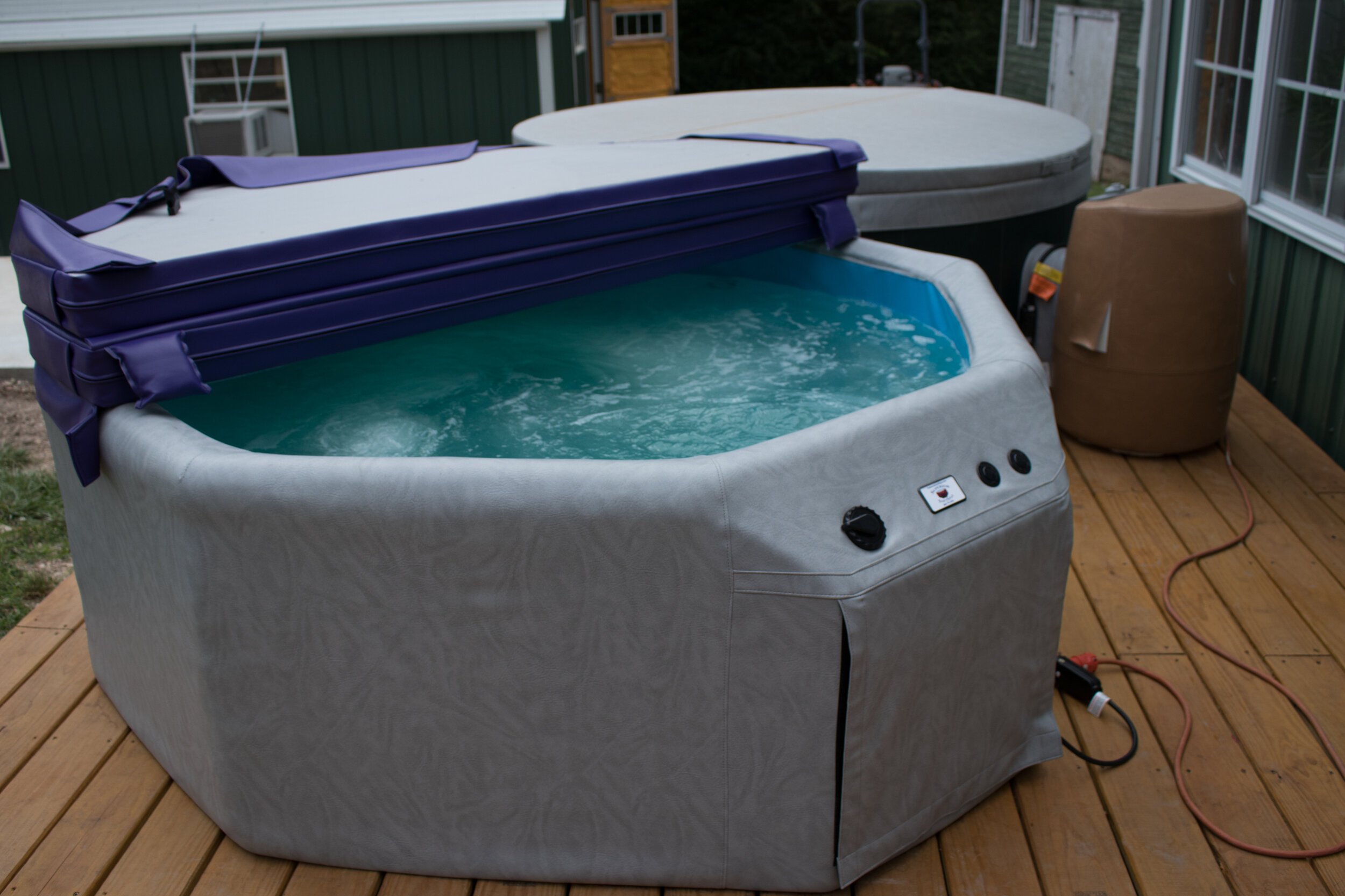 SoftTub type hot tub vinyl liner pilling - Portable Hot Tubs & Spas ...