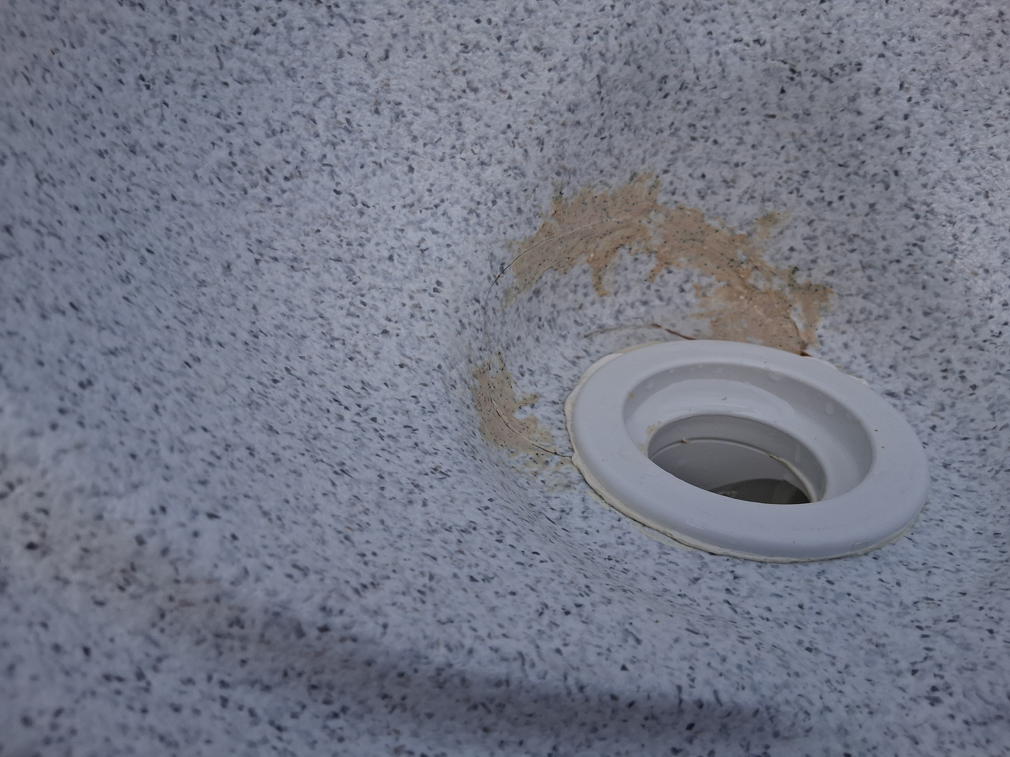 Bullfrog R8 cracks - Portable Hot Tubs & Spas - Pool and Spa Forum